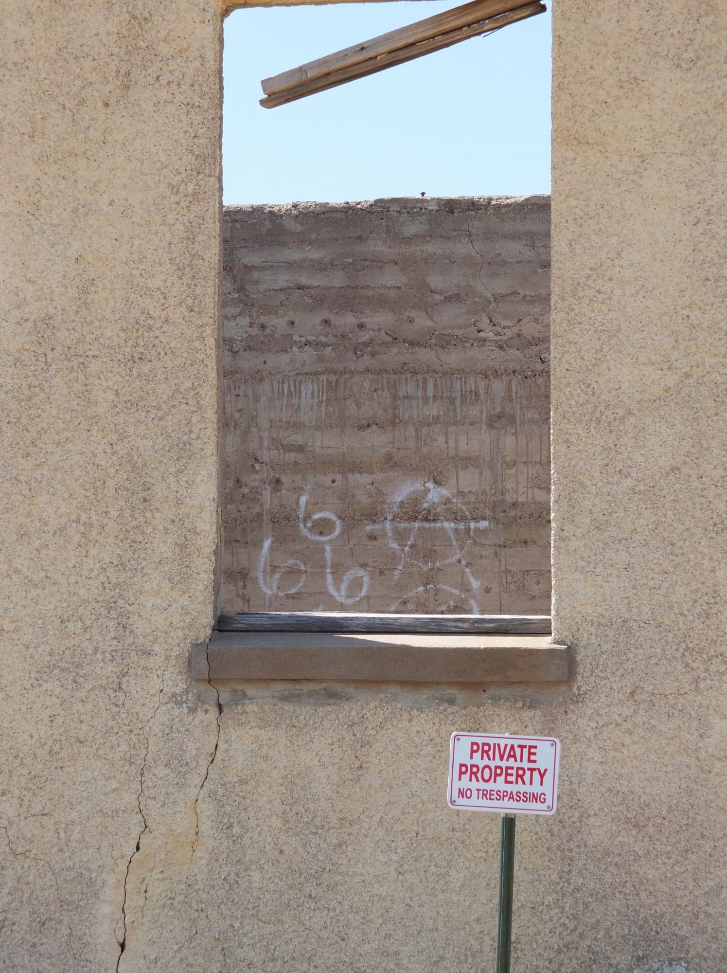 Philosophy Told in Marfa (liberated form) | semelinvita